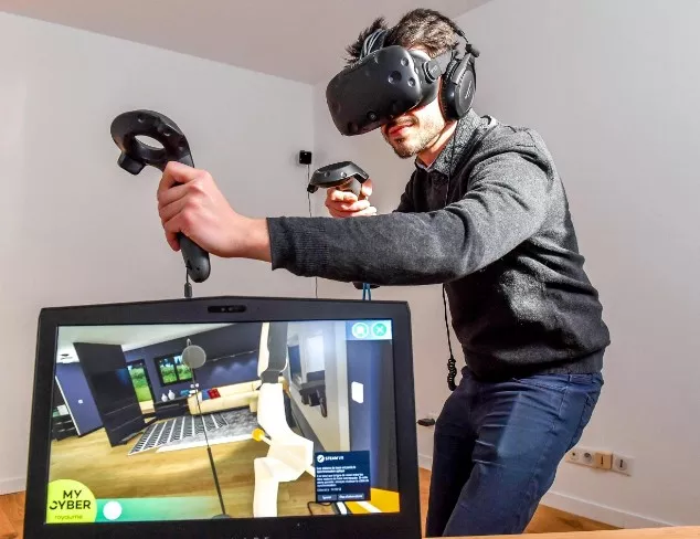 What Does the "Pass-Through" Functionality of a Virtual Reality Headset do? - Techinon